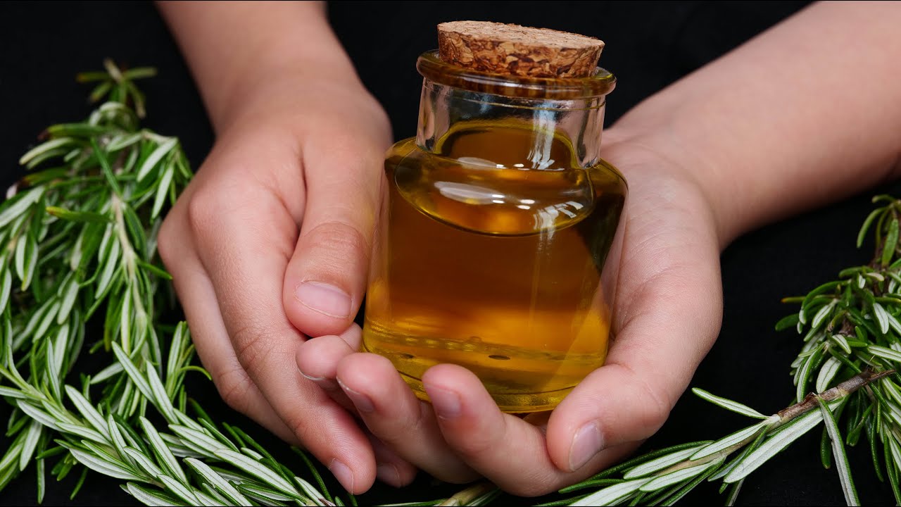 How to Preserve Garlic in Oil (Step-by-Step) – Long-Lasting & Flavorful ...